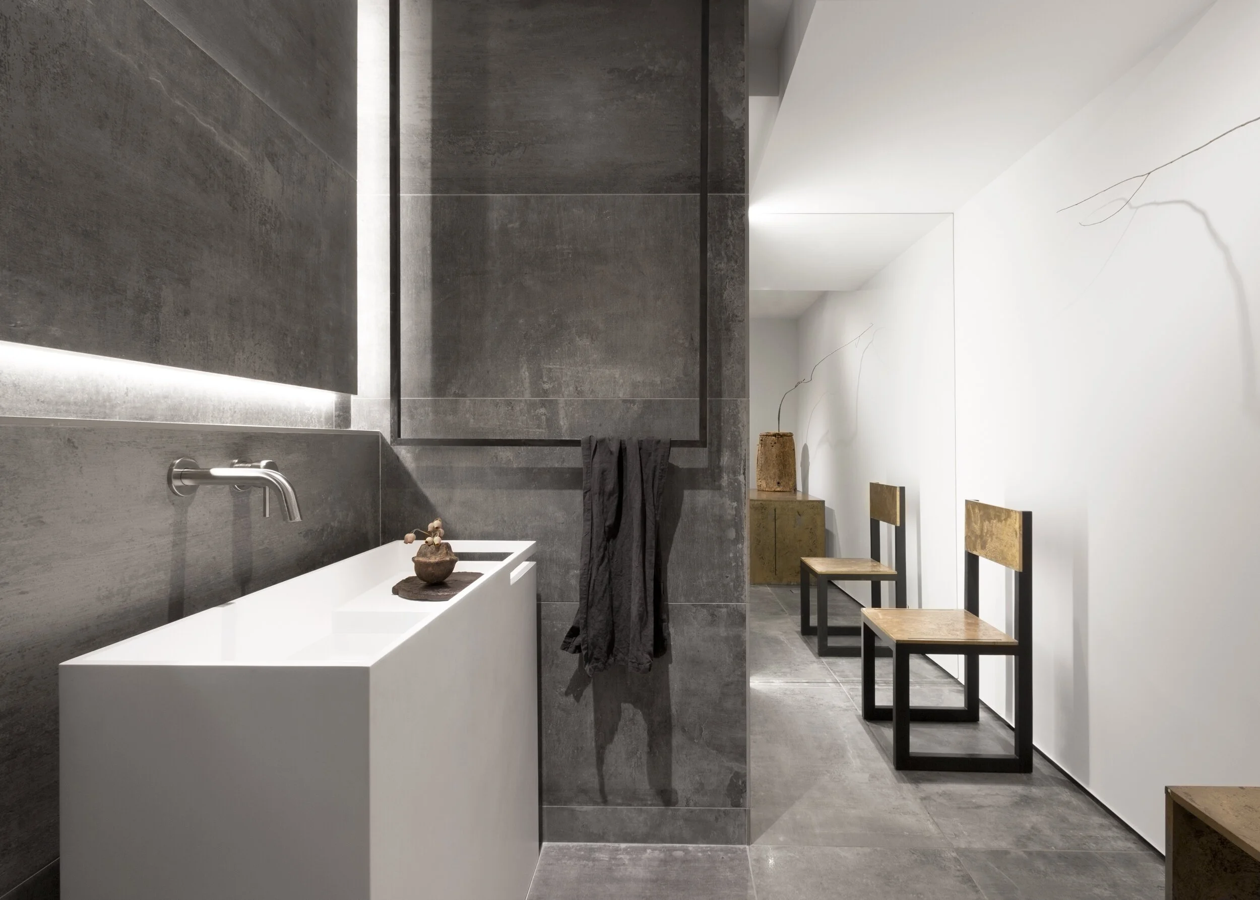 FEATURED FILM LOCATION: White Studio — LocationsHub