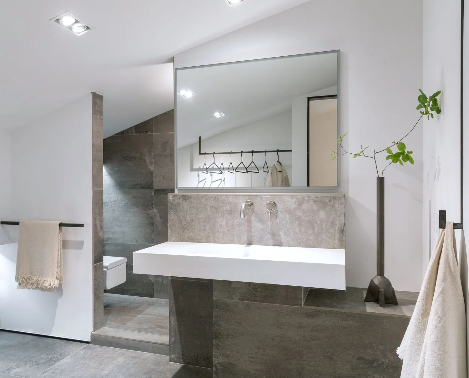 FEATURED FILM LOCATION: White Studio — LocationsHub