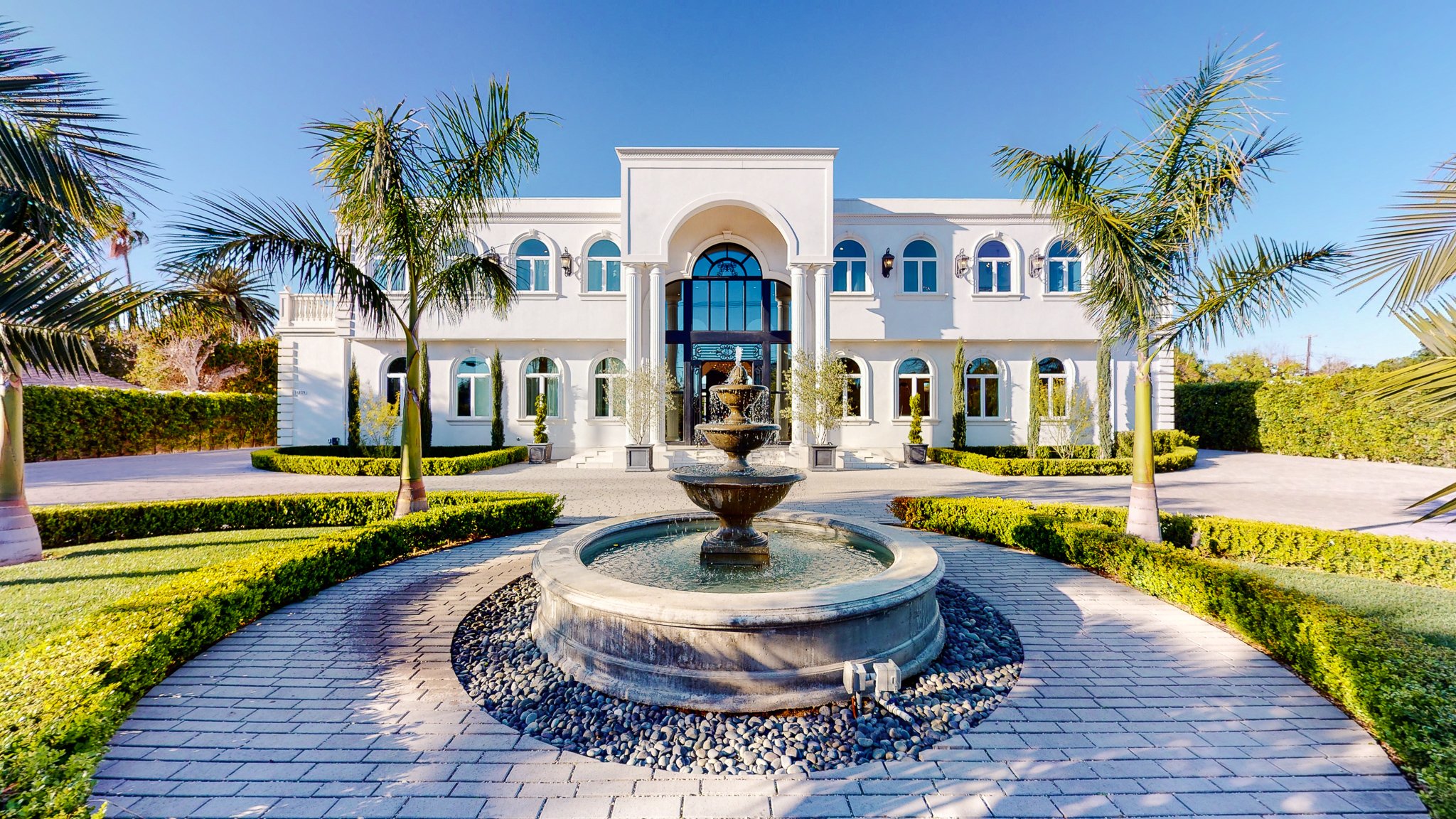 FEATURED FILM LOCATION: The Valley Villa — LocationsHub