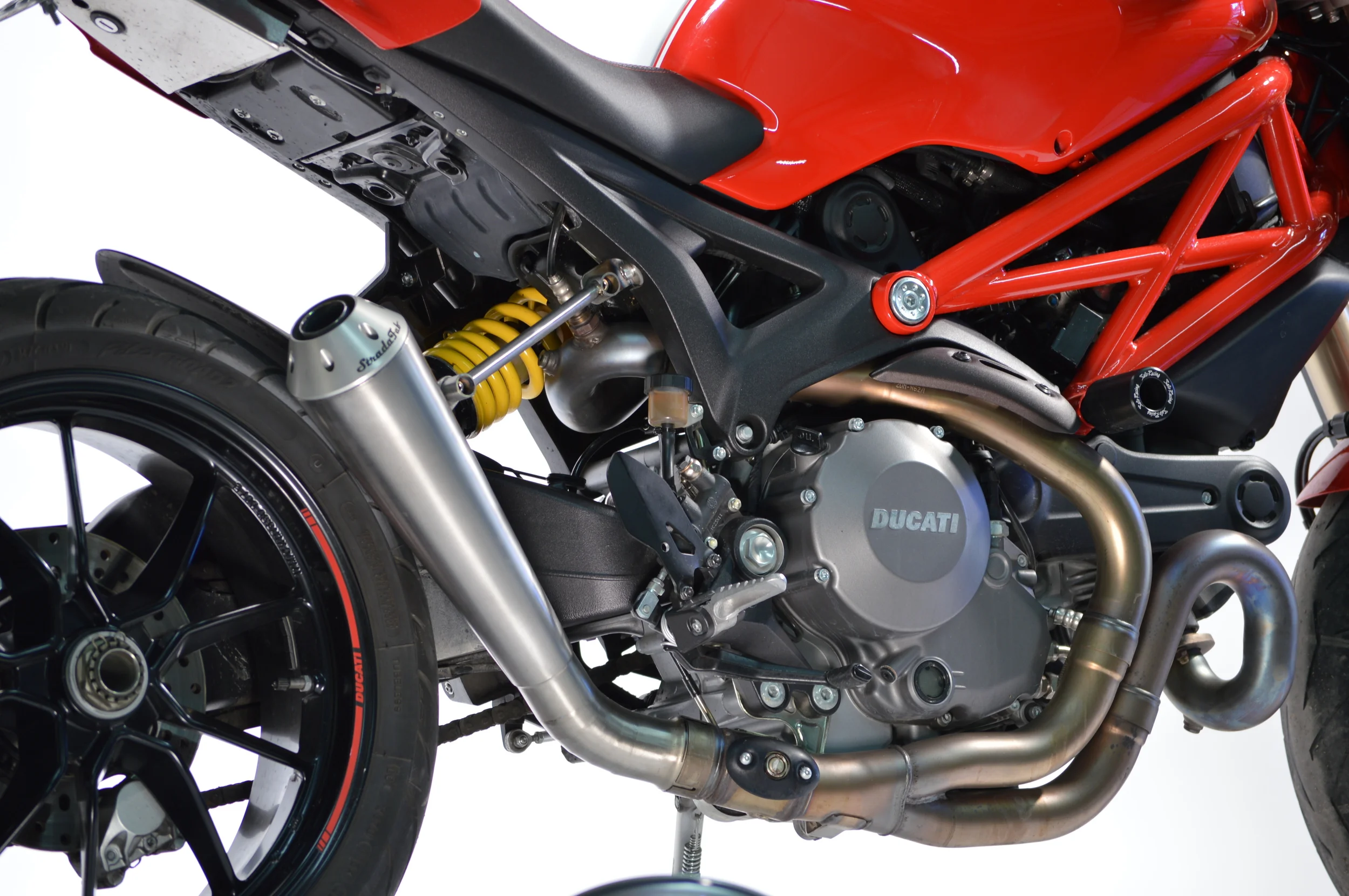 StradaFab - Exotic Performance Fabrication