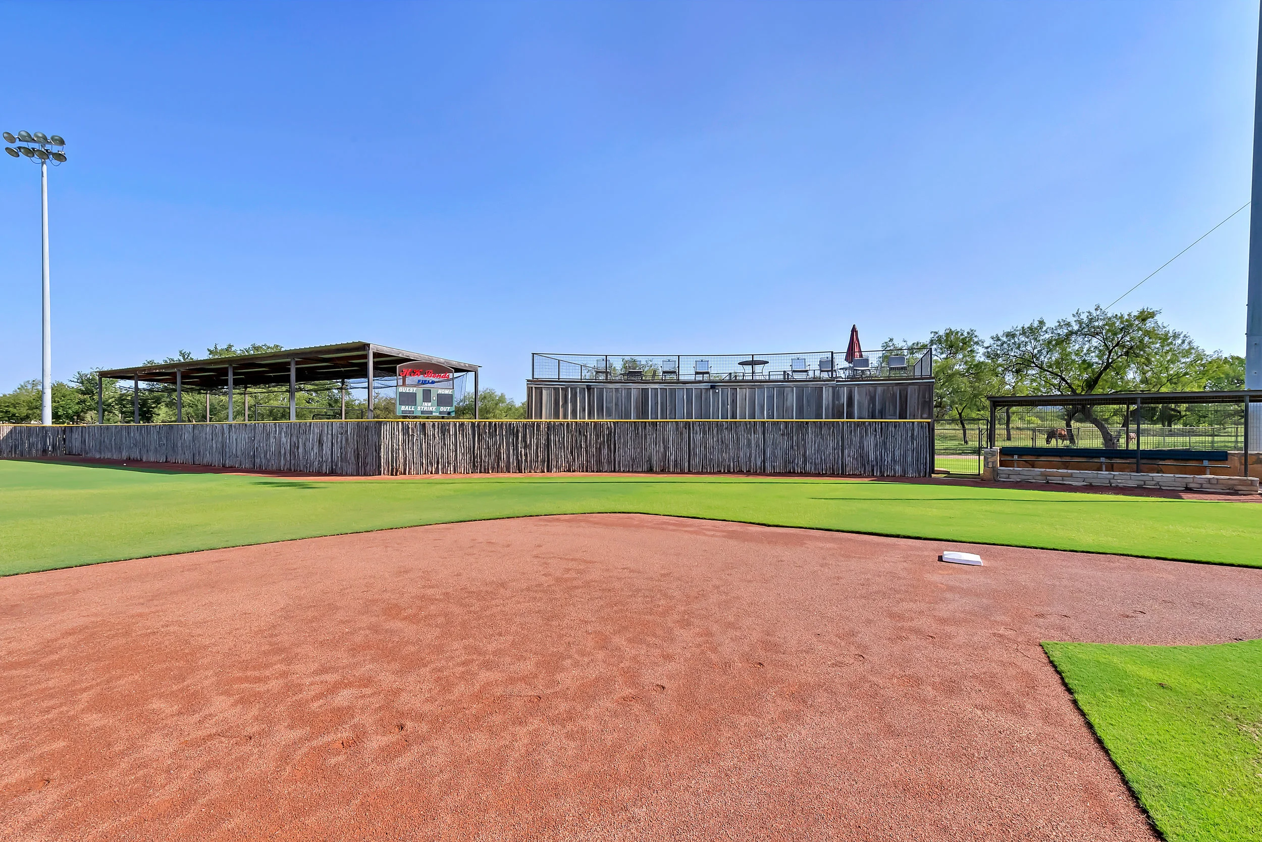 Locker Room — ROCKER B RANCH