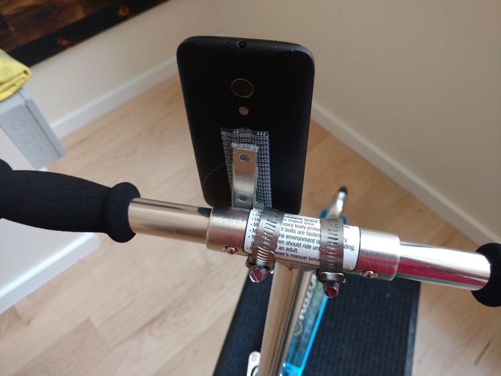 How to Recycle Your Old Smartphone into a Bike Camera