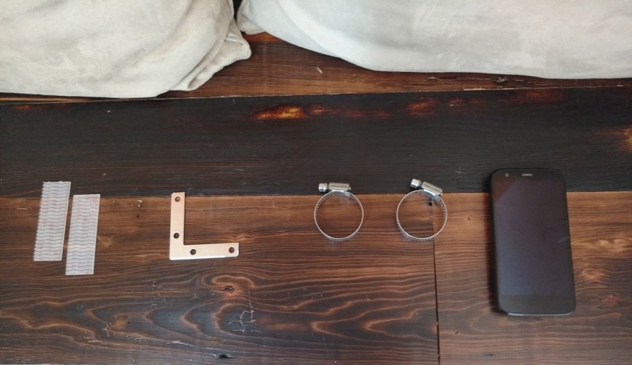 How to Recycle Your Old Smartphone into a Bike Camera