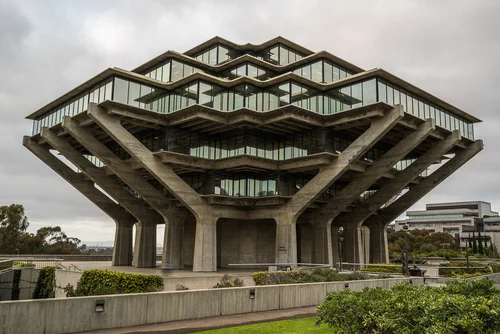 In The Field: Geisel Library — Scott Davenport Photography