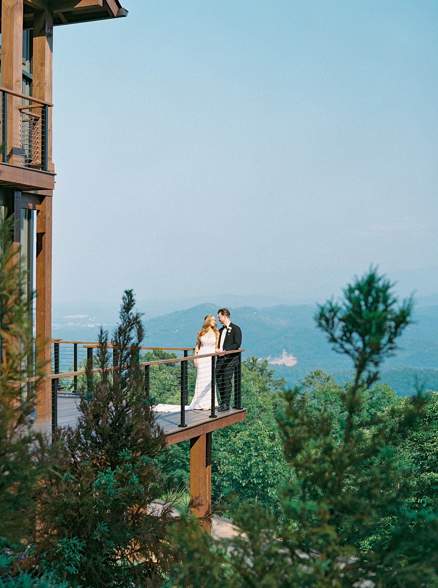 Elegant Smoky Mountains Wedding Photography - The Trillium