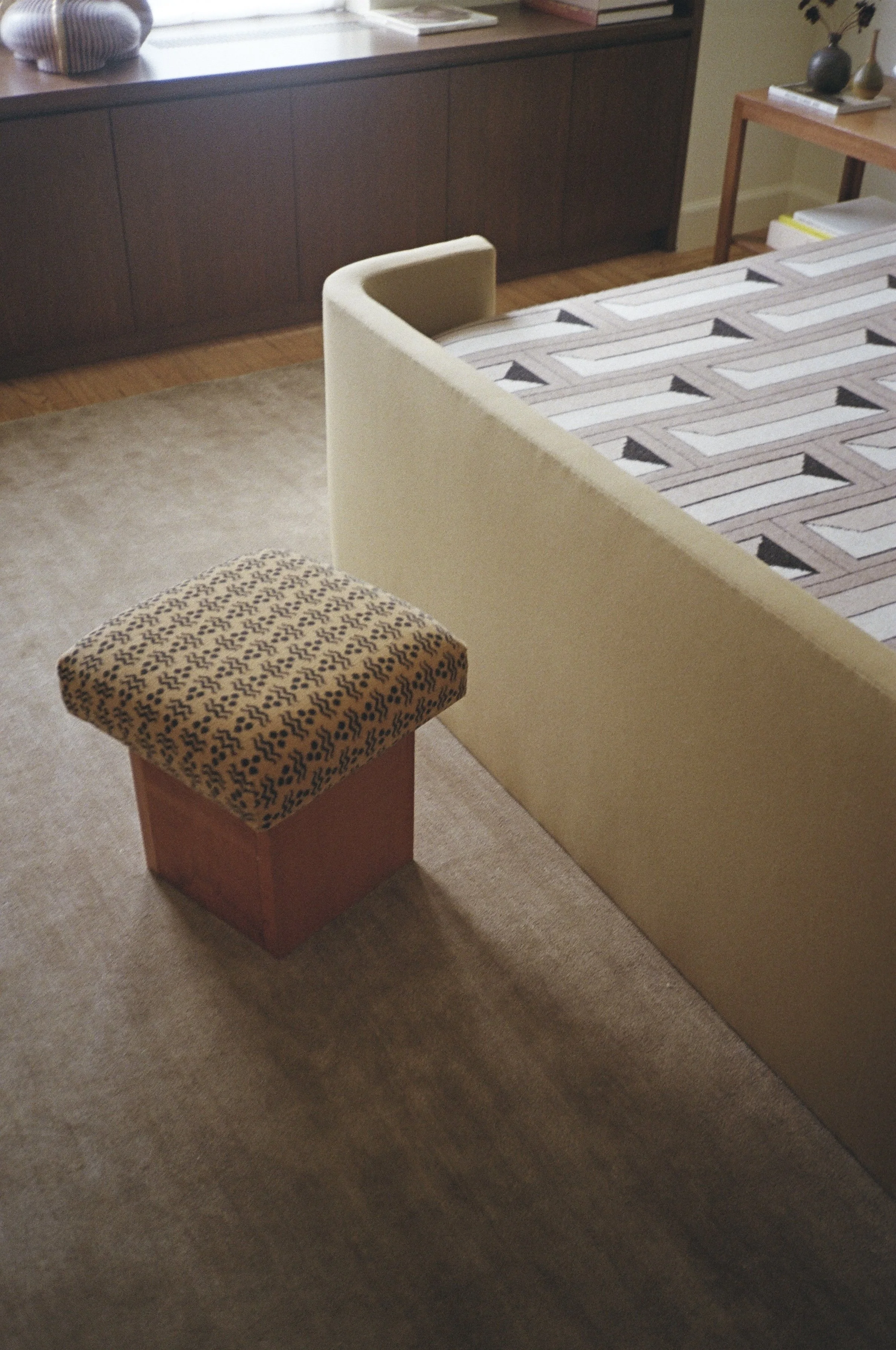 Ines Bed — Studio Nicholas Obeid