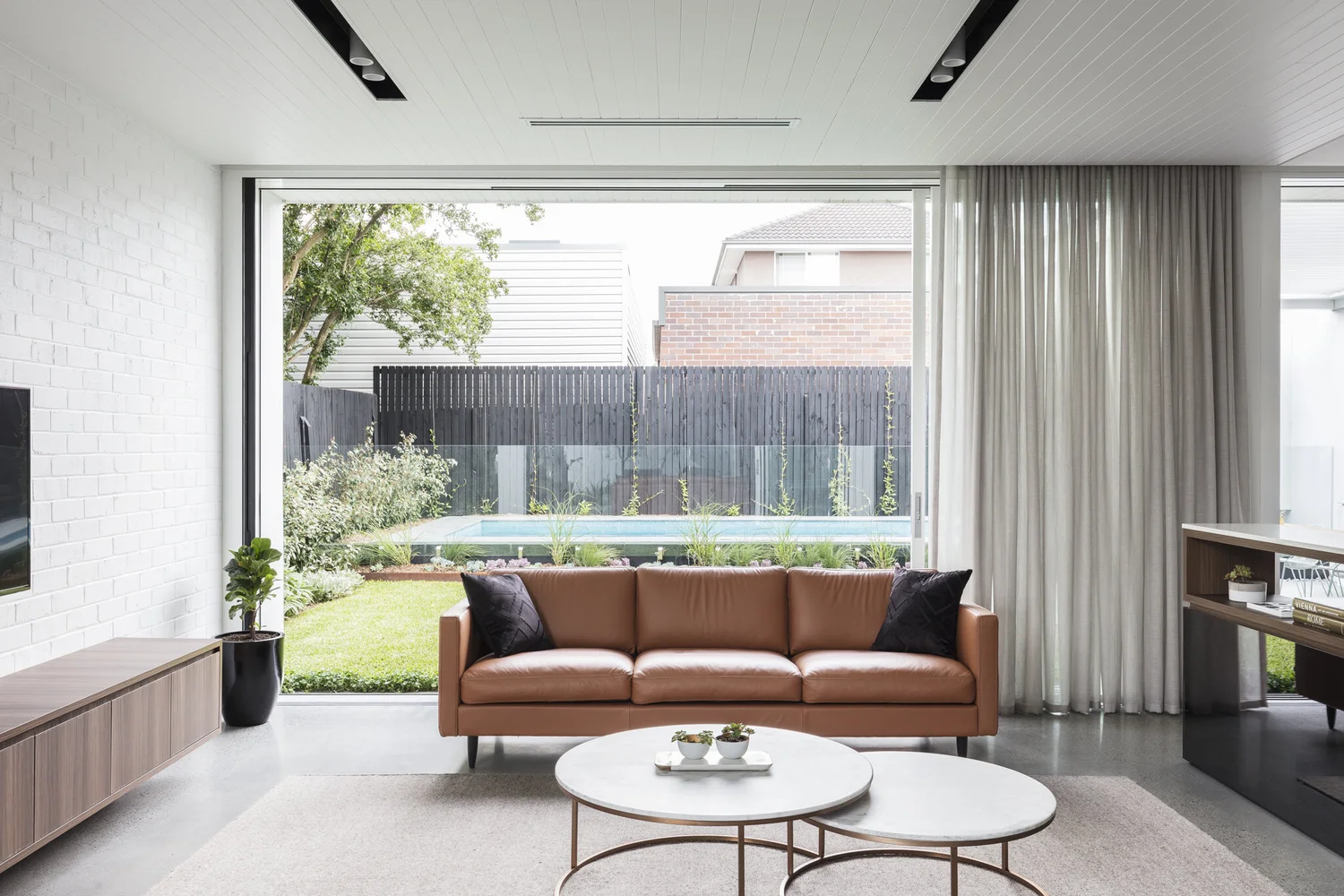 HOUSE HOWLEY — Mark Szczerbicki Design Studio