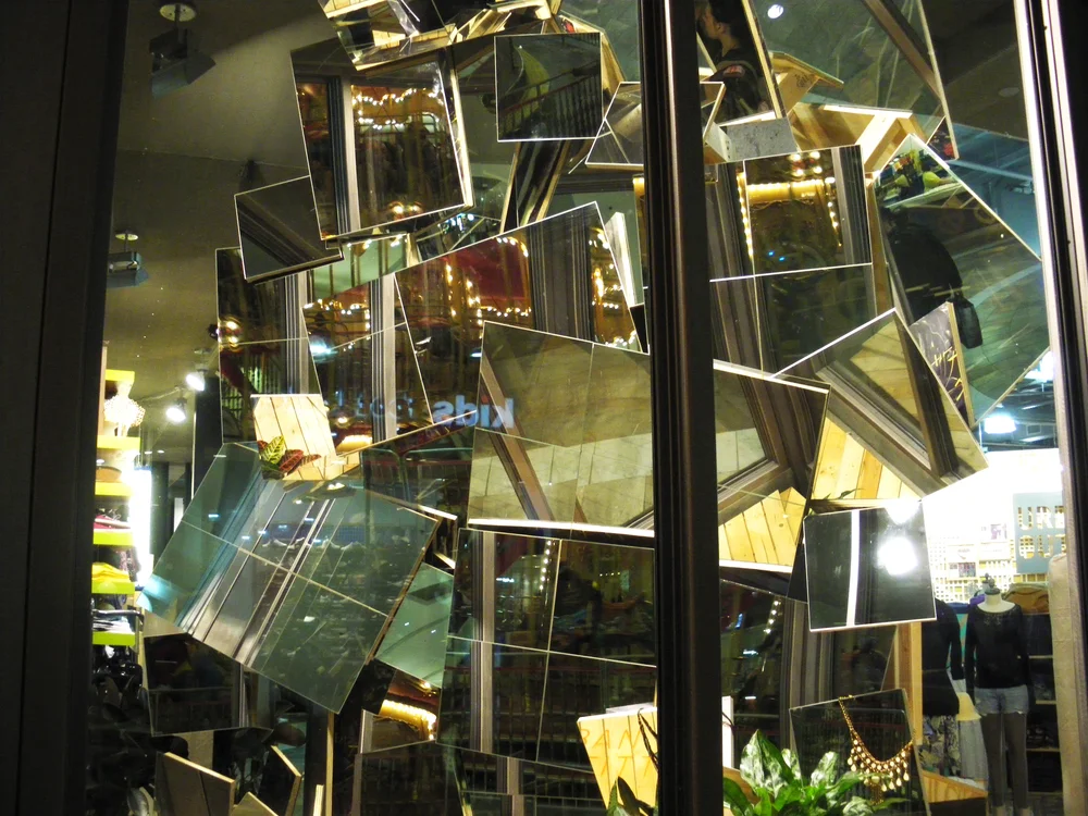 RETAIL & BRAND DISPLAYS — Katie Lampe