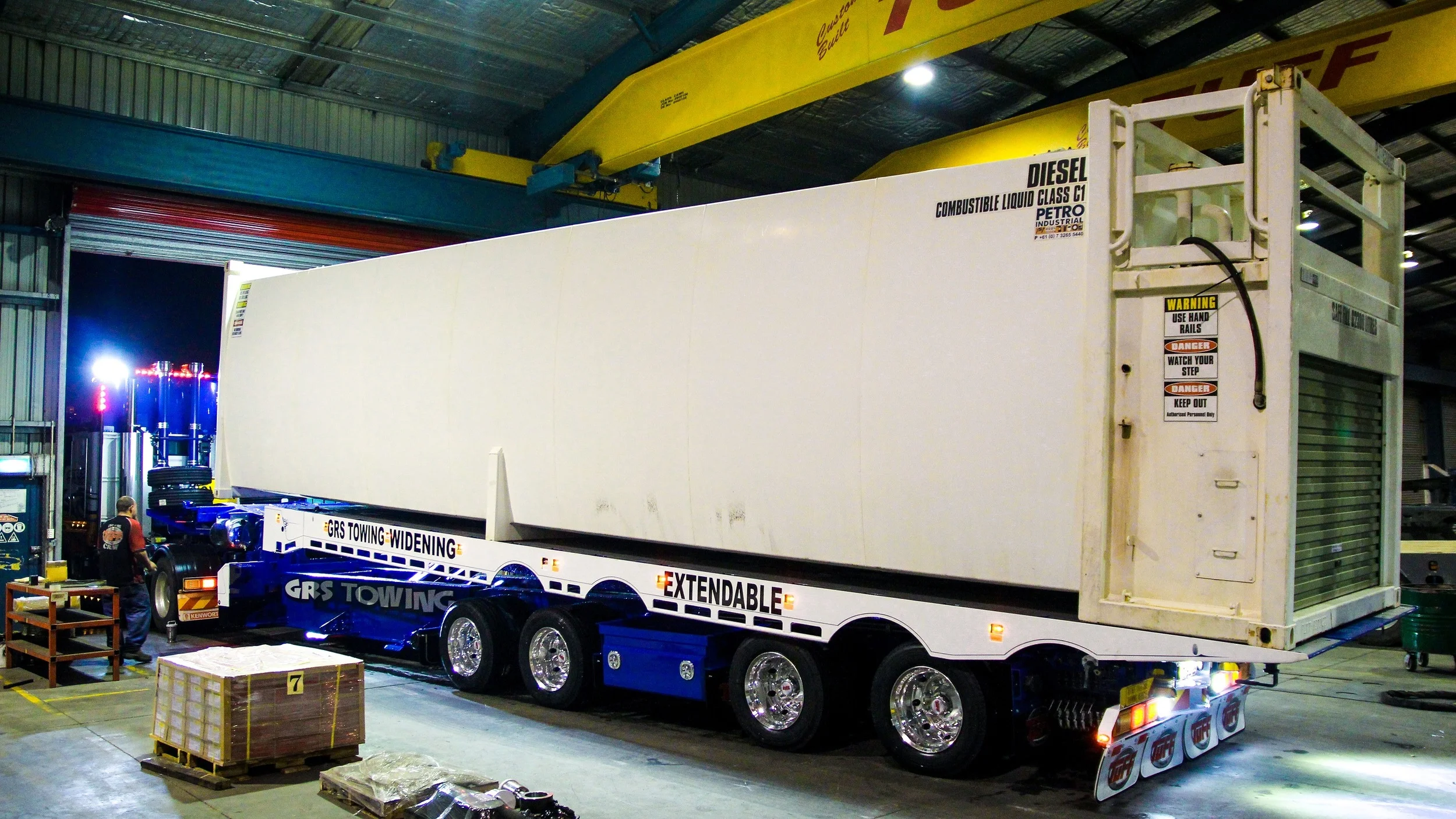 Tilt 'N' Slides — Tuff Trailers