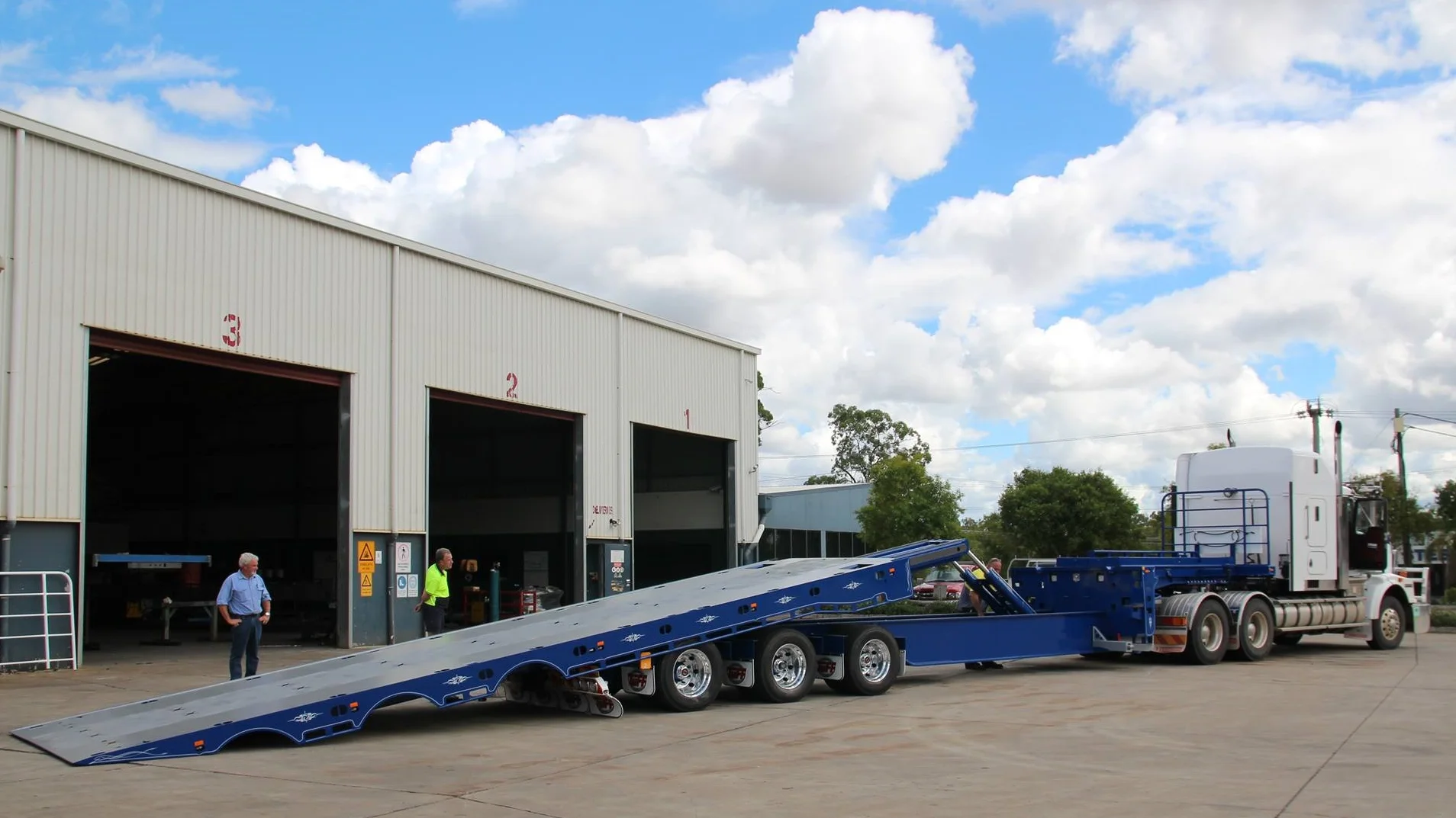 Tilt 'N' Slides — Tuff Trailers