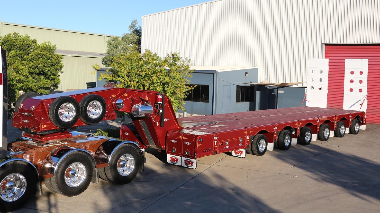Steerable Low Loaders — Tuff Trailers