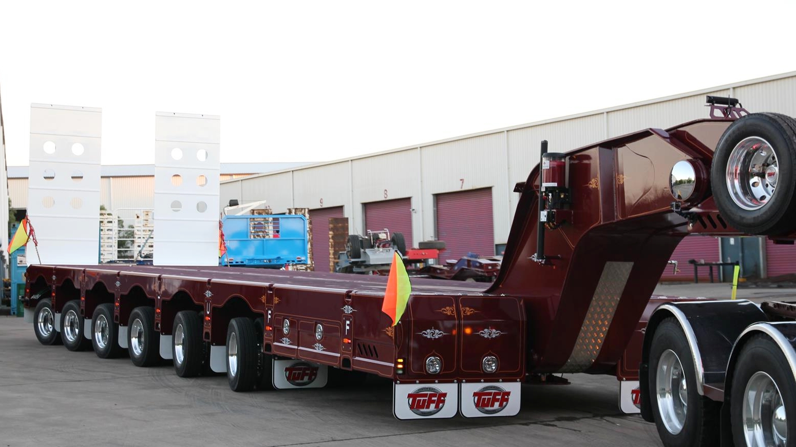 Steerable Low Loaders — Tuff Trailers
