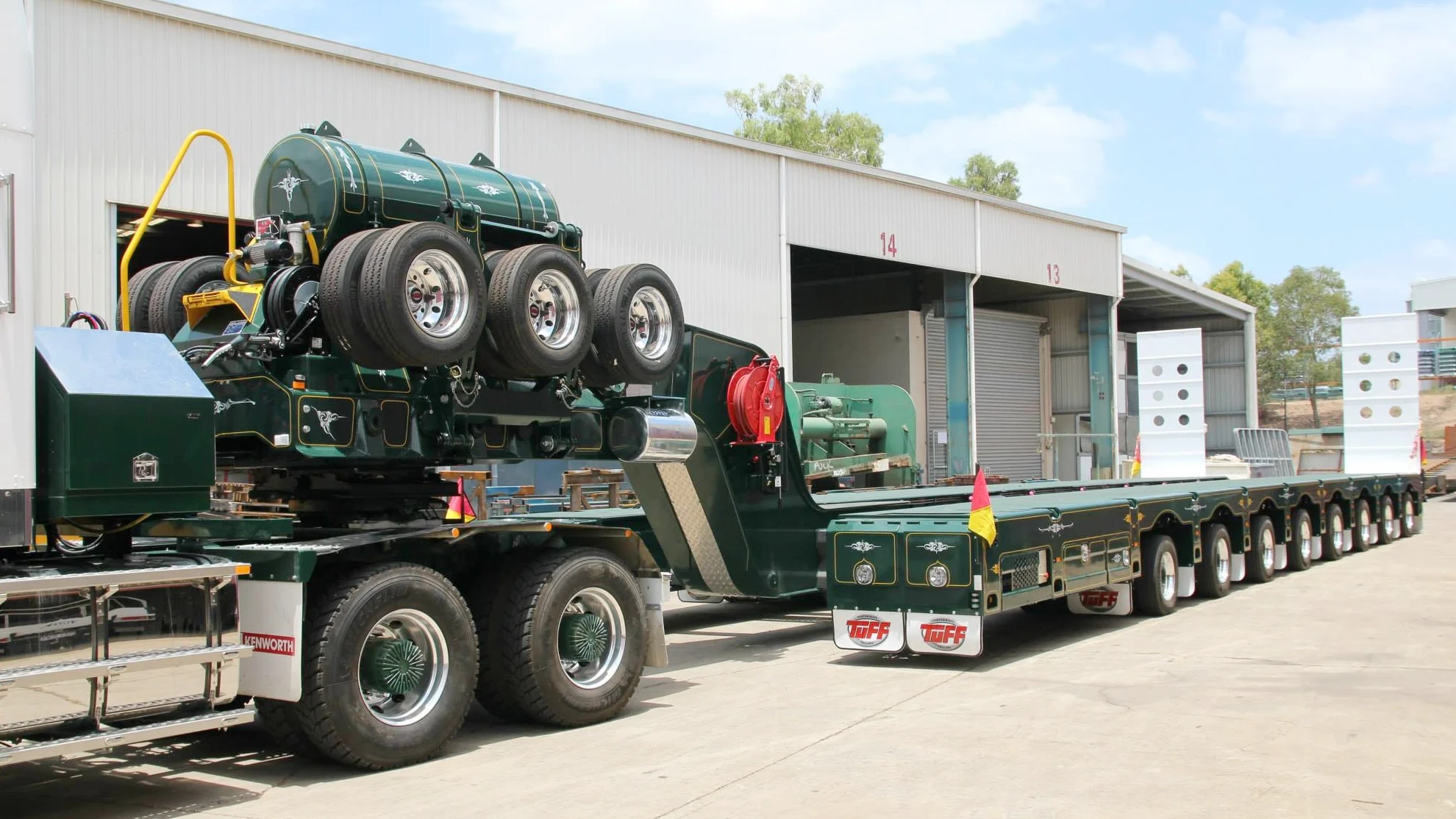 Steerable Low Loaders — Tuff Trailers