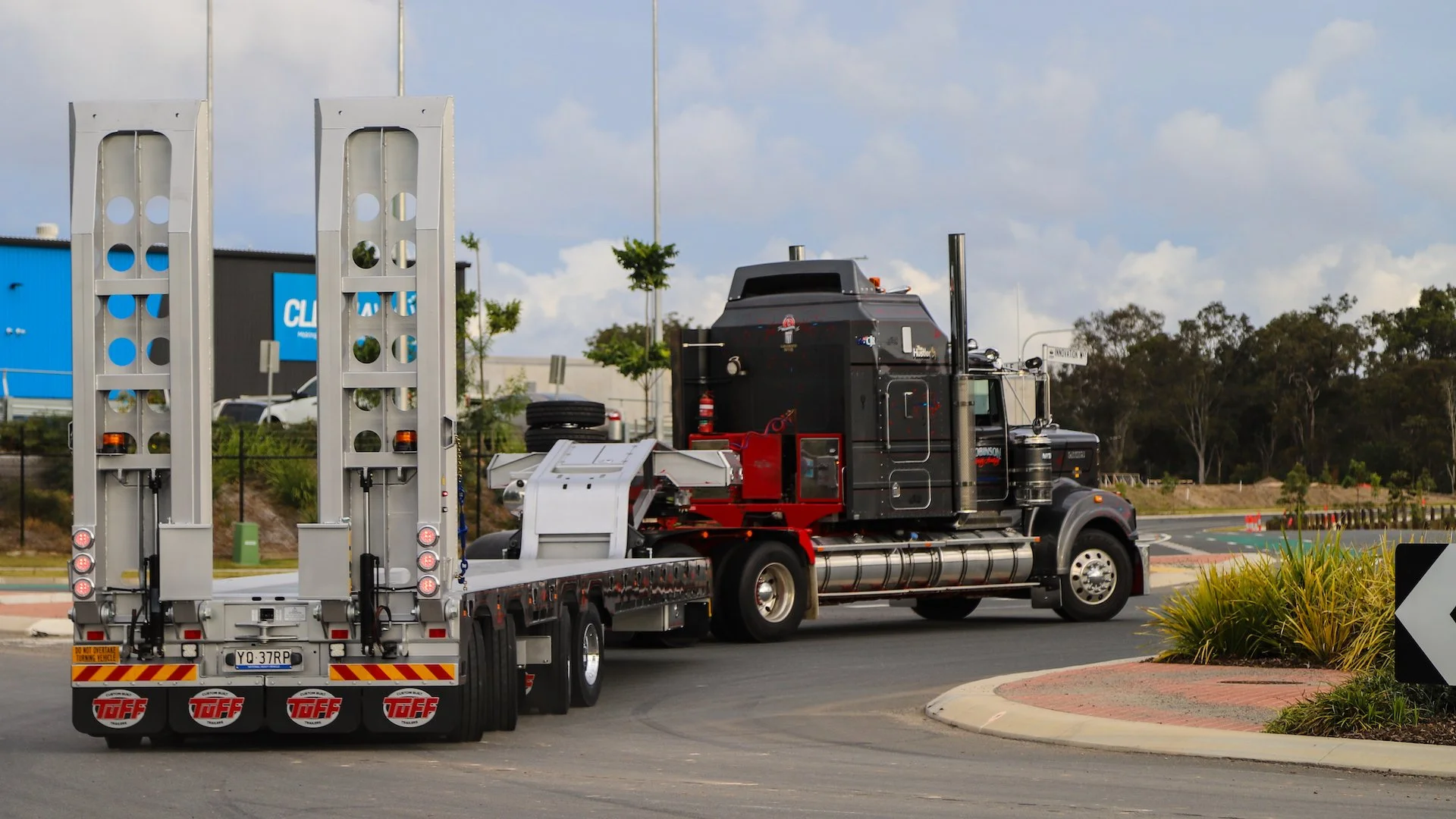 TF-V Steerable — Tuff Trailers