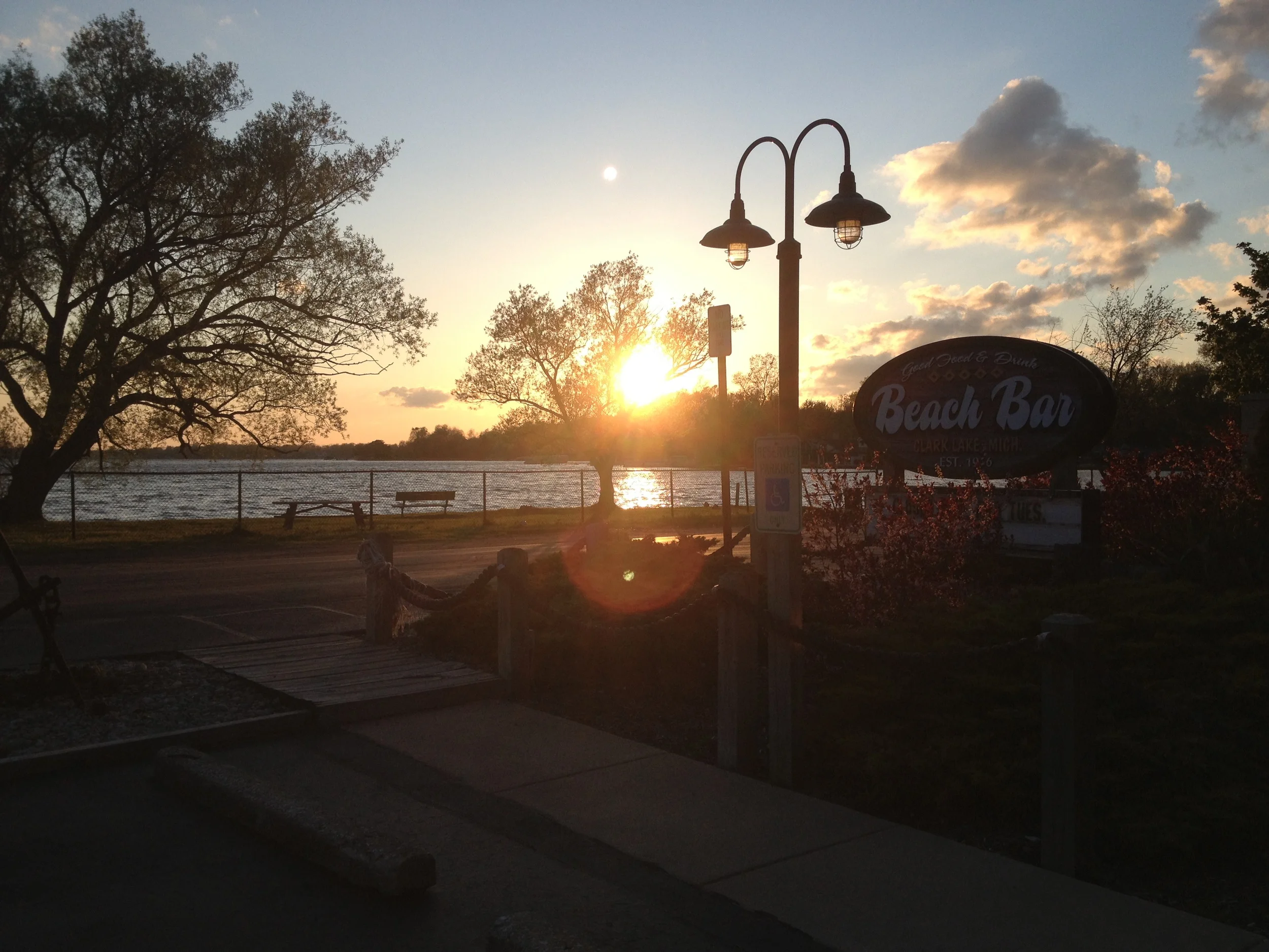 Beach Bar & Restaurant