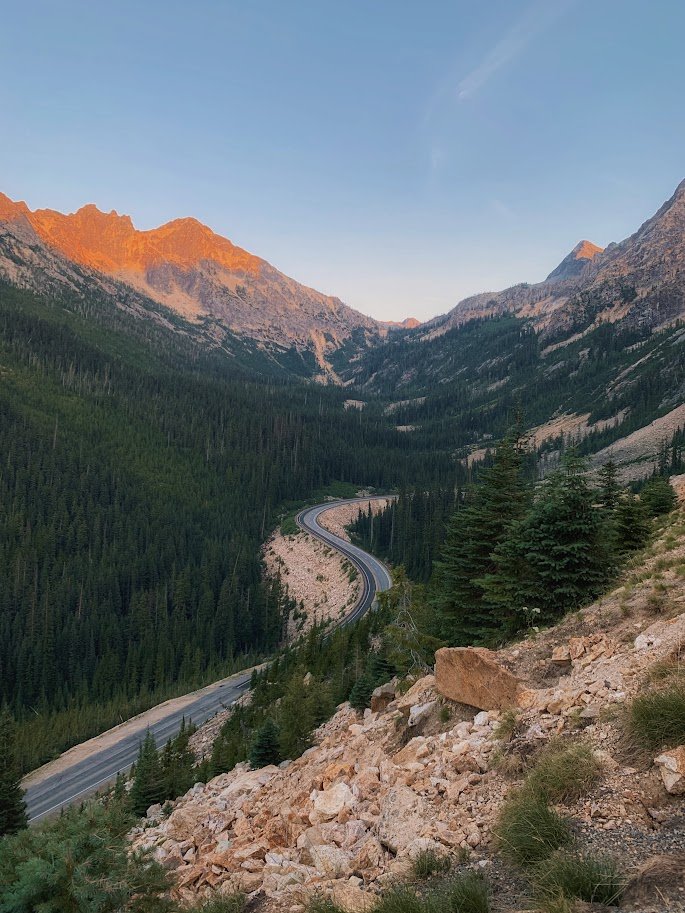 A Guide to Hiking Heather-Maple Pass Loop - One of the Best Hikes in ...