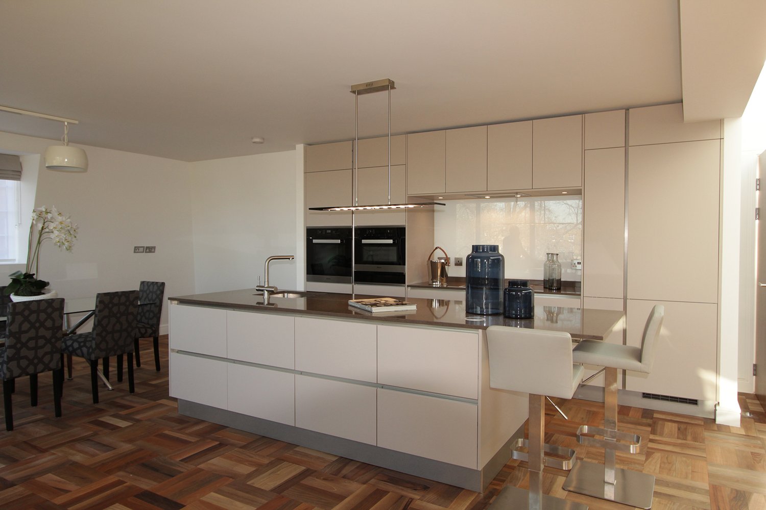 Andrew Macintosh Kitchens
