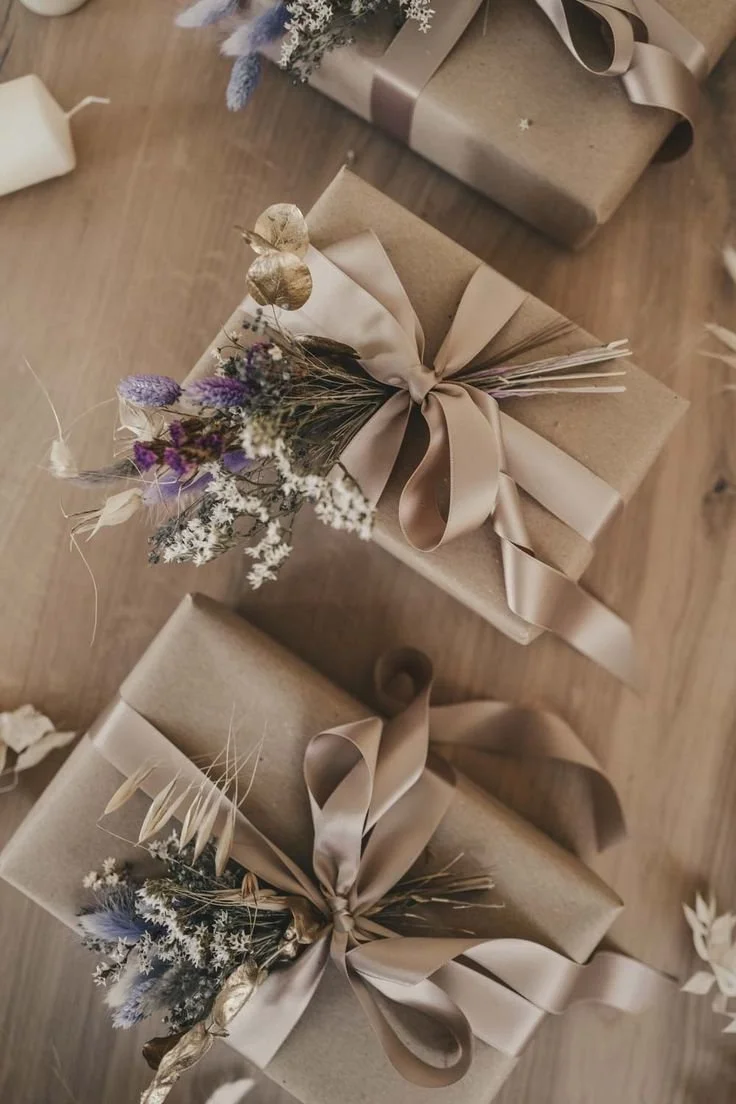 17 chic and unique Anthropologie inspired gift wrapping ideas for this ...