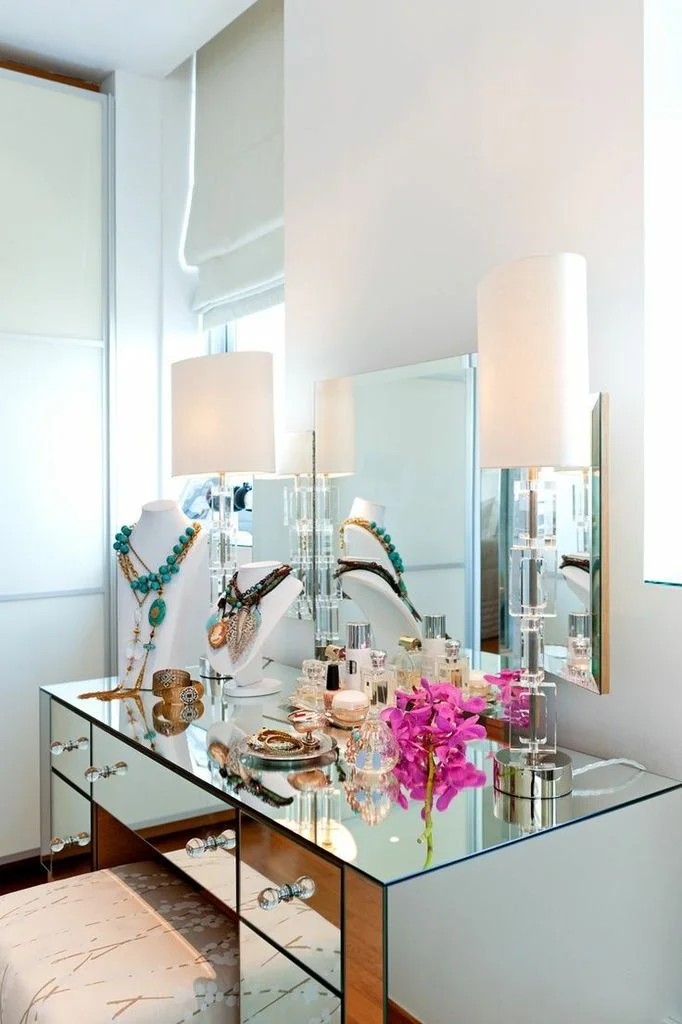 6 essentials for the perfect vanity area — ASHLINA KAPOSTA