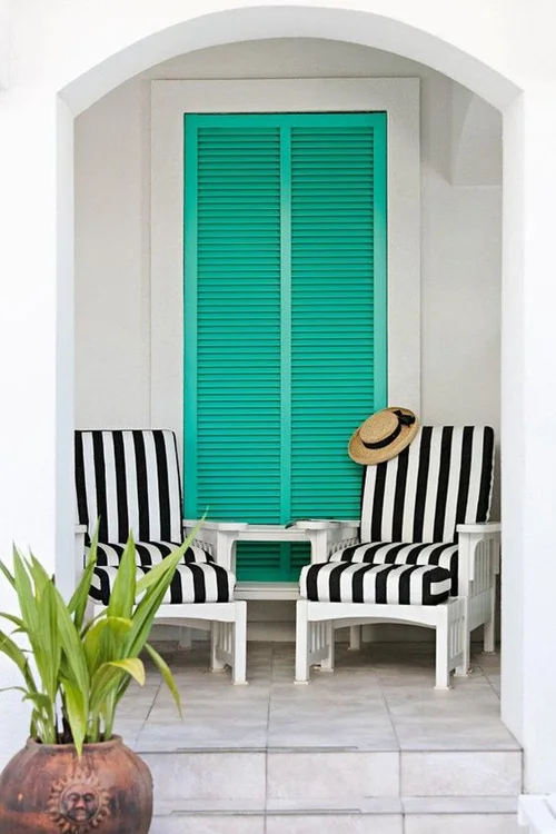 25+ Chic Black and White Striped Outdoor Decor Ideas That Instantly ...