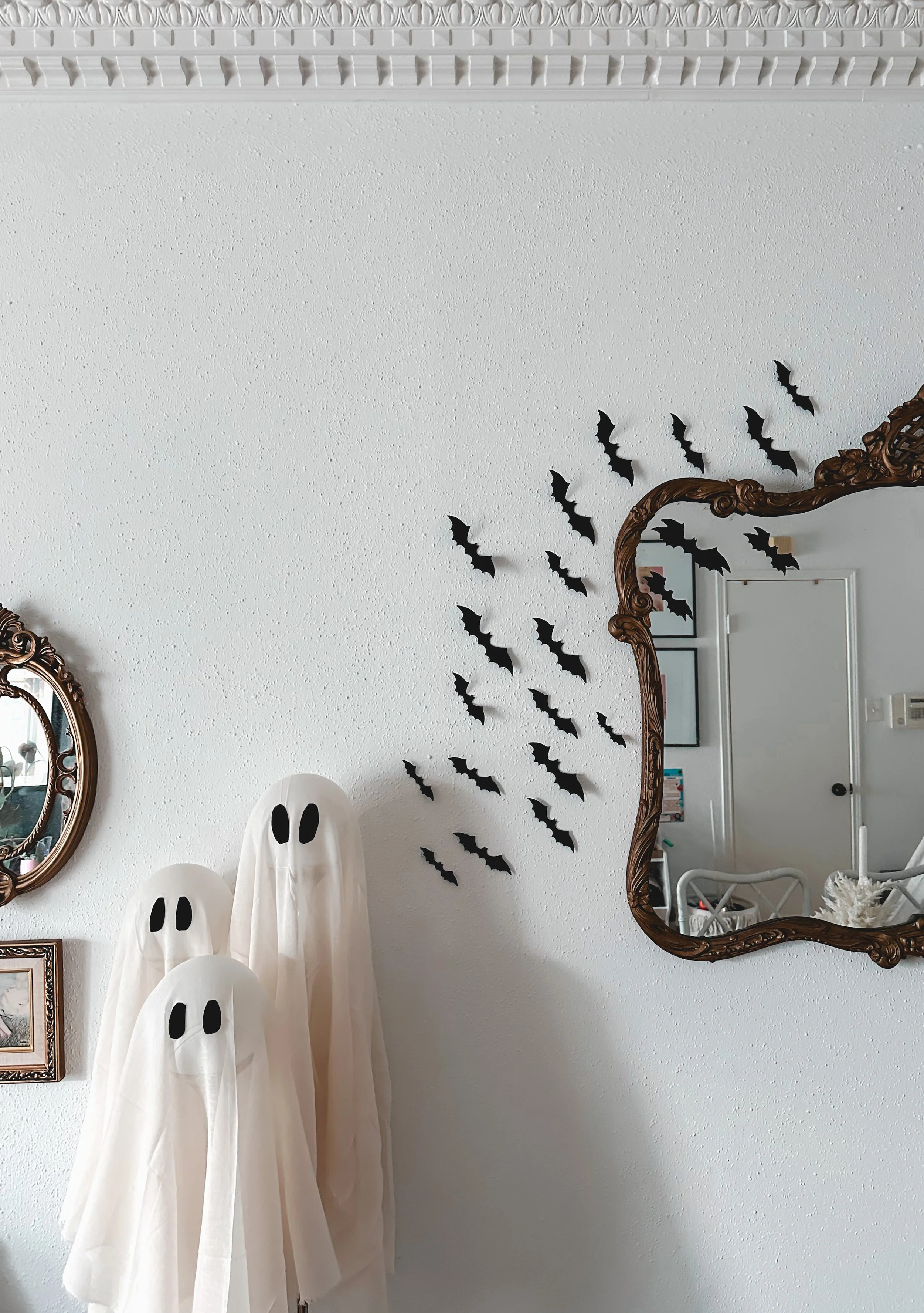 15 Easy and Budget Friendly DIY Halloween Decorating Ideas — ASHLINA ...