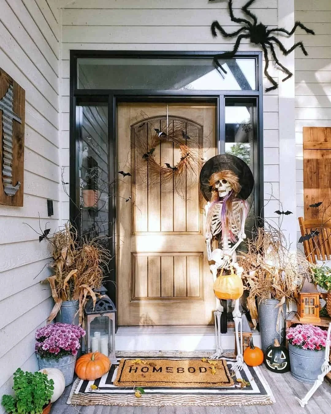 15+ CHIC Halloween Front Door Decor Ideas You Will Want To Copy ...