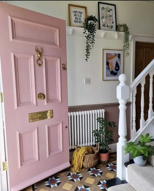 15+ Pink Front Door Ideas That Will Instantly Upgrade Your Home’s Curb ...