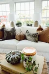 23 Cozy Fall inspired living room decorating ideas for a small home ...