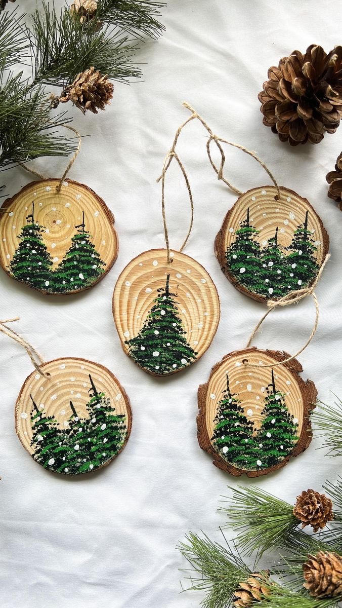 40+ Fun and Easy DIY Christmas Crafts for Kids and Families — ASHLINA ...