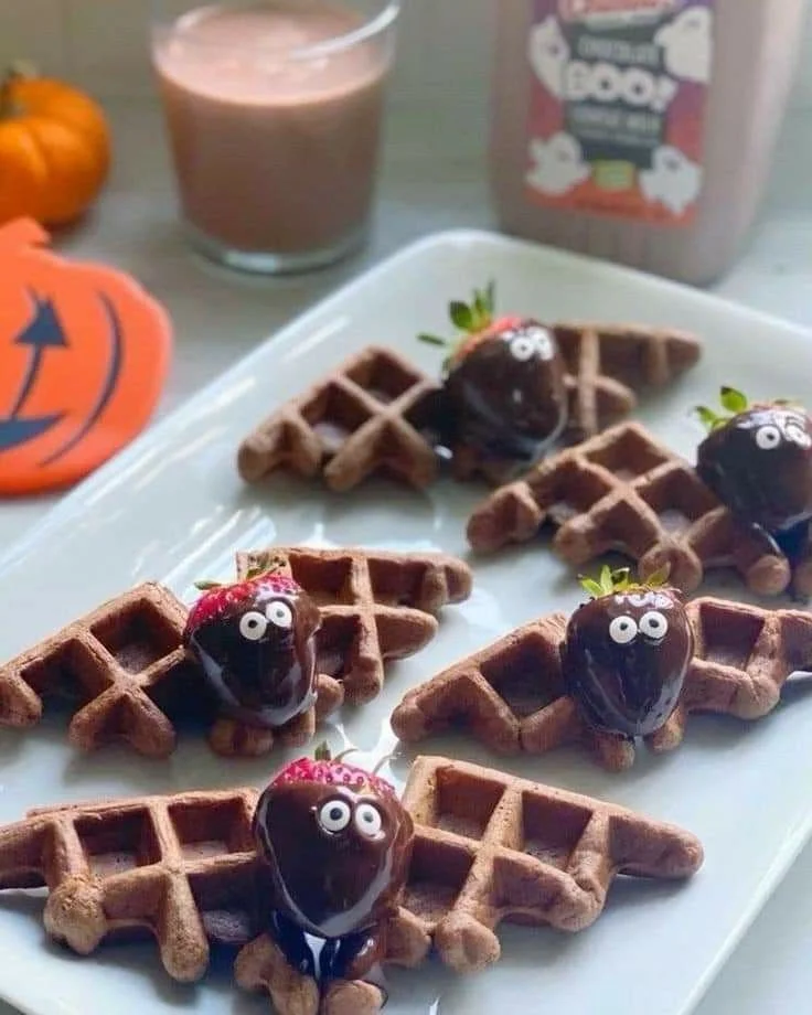 25 Spooky & Delicious Halloween Party Food Ideas You’ll Want To ...