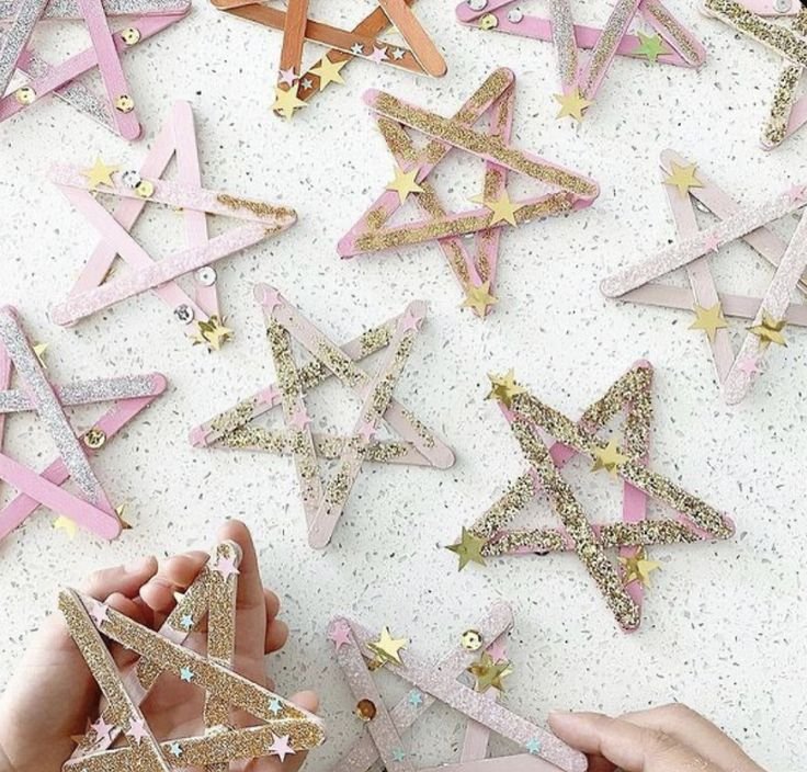 40+ Fun and Easy DIY Christmas Crafts for Kids and Families — ASHLINA ...