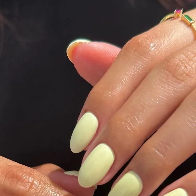 19 Best Butter Yellow Manicure Ideas to Inspire Your Perfect Summer ...