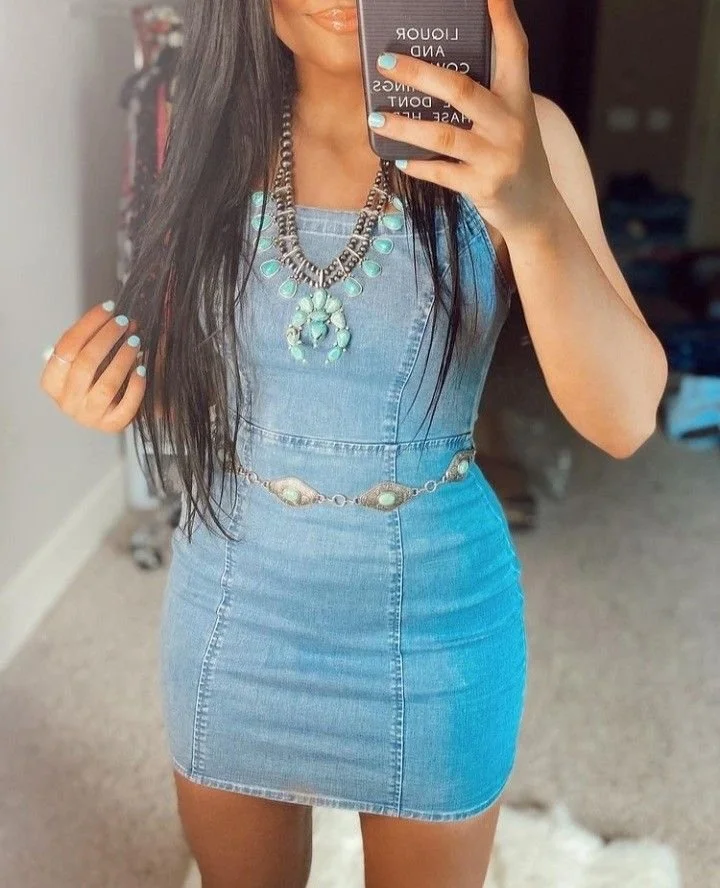 20+ Chic Cowgirl Outfit Ideas - What to Wear to the Houston Rodeo — ASHLINA KAPOSTA