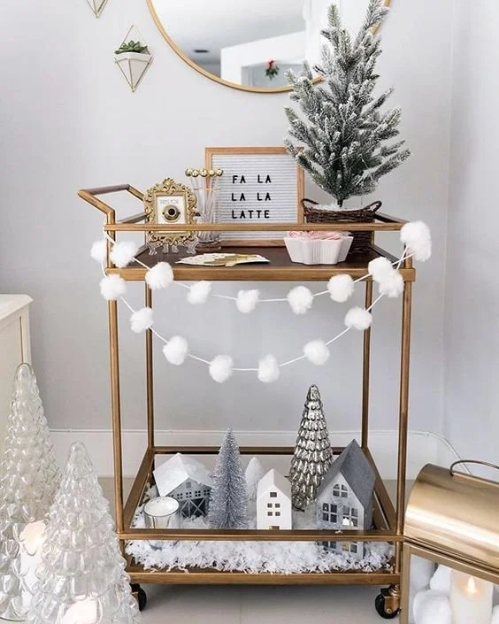 21+ Dazzling Christmas bar cart styling ideas To Elevate Your Christmas ...