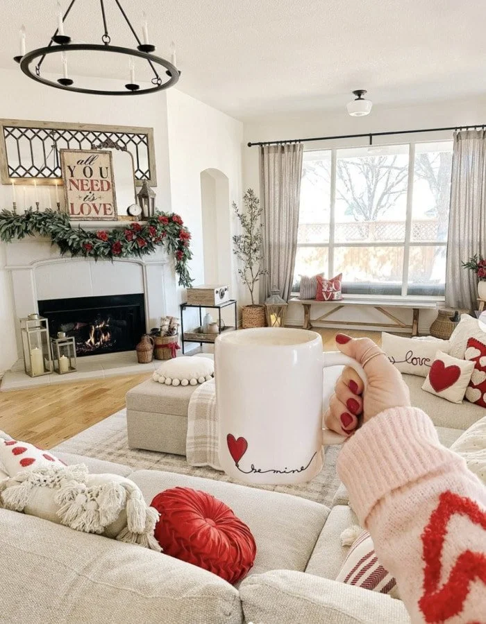 21 Adorable Valentine's Day Home Decorating Ideas — ASHLINA KAPOSTA