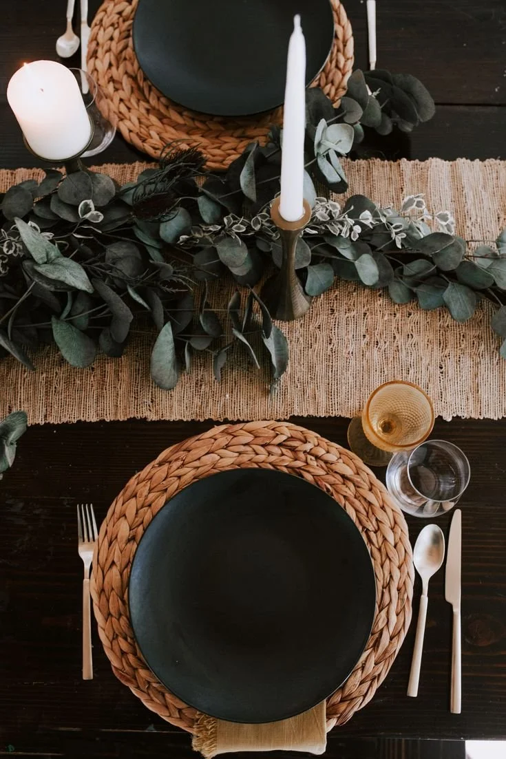20 Stylish Fall Table Runner Ideas You Need To Try — ASHLINA KAPOSTA