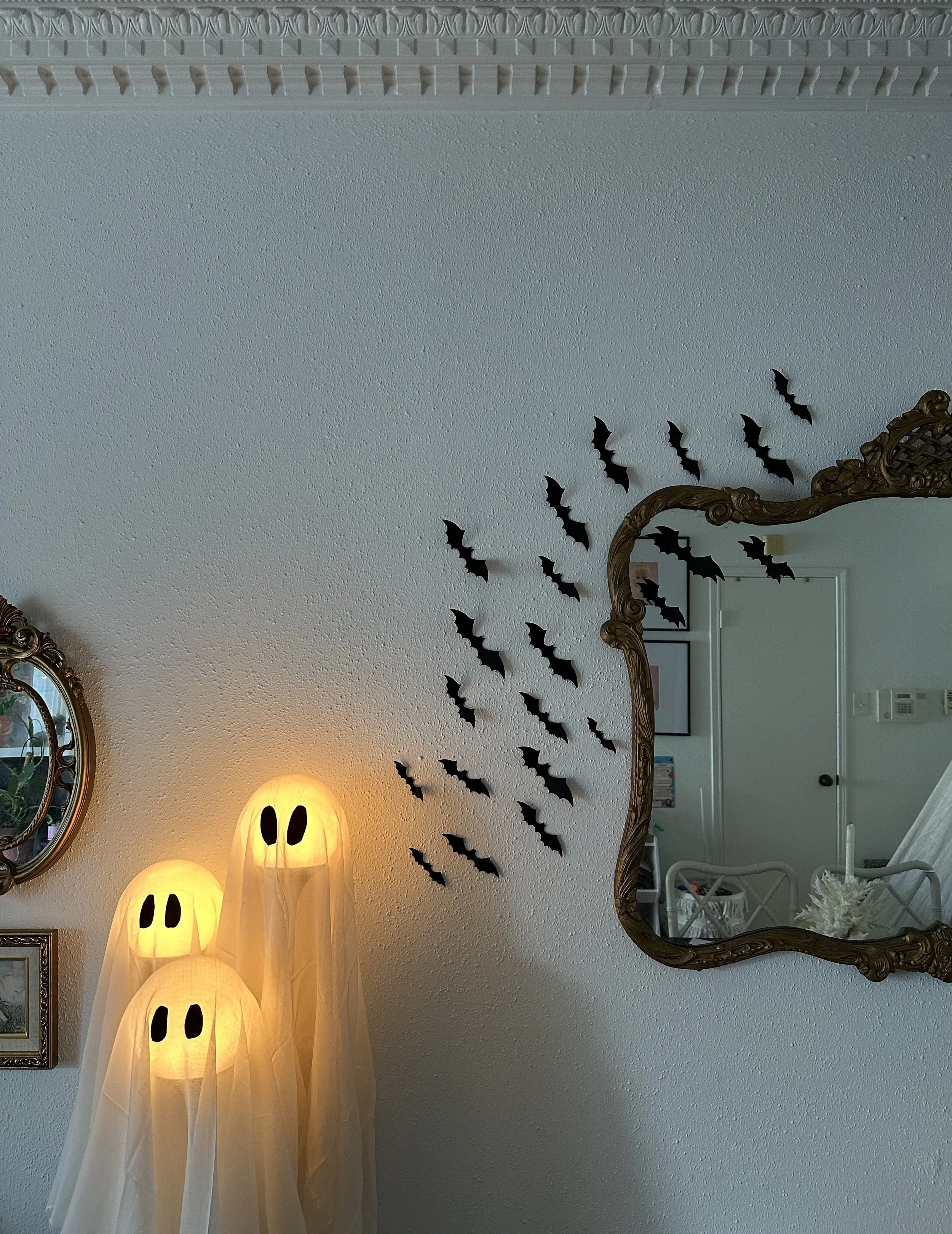 15 Easy and Budget Friendly DIY Halloween Decorating Ideas — ASHLINA ...