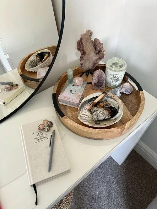 How to Create a Spiritual Altar at Home (11 Beautiful Altar Ideas ...