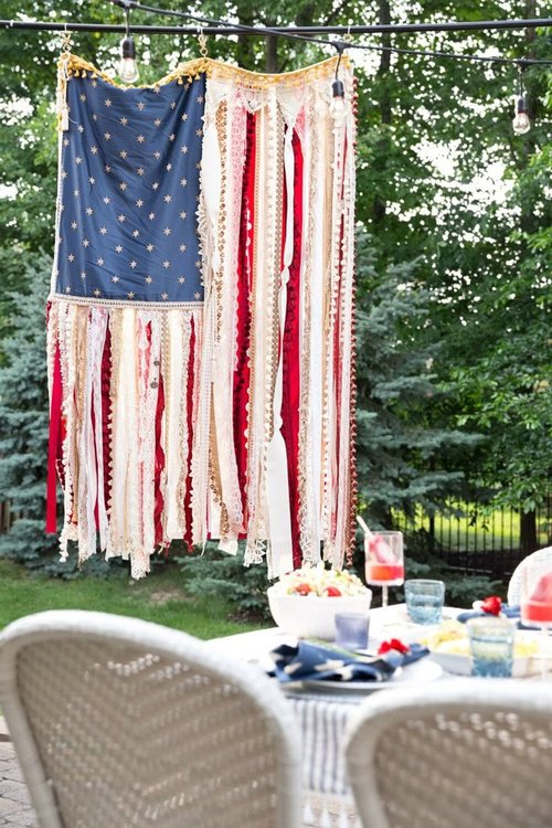 25+ Beautiful Vintage Cottage Core Inspired Fourth of July decorating ...