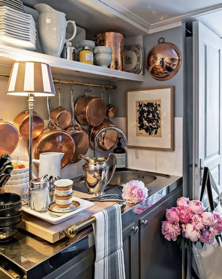 23+ inspiring ways to decorate with copper and mixed metallics in the ...
