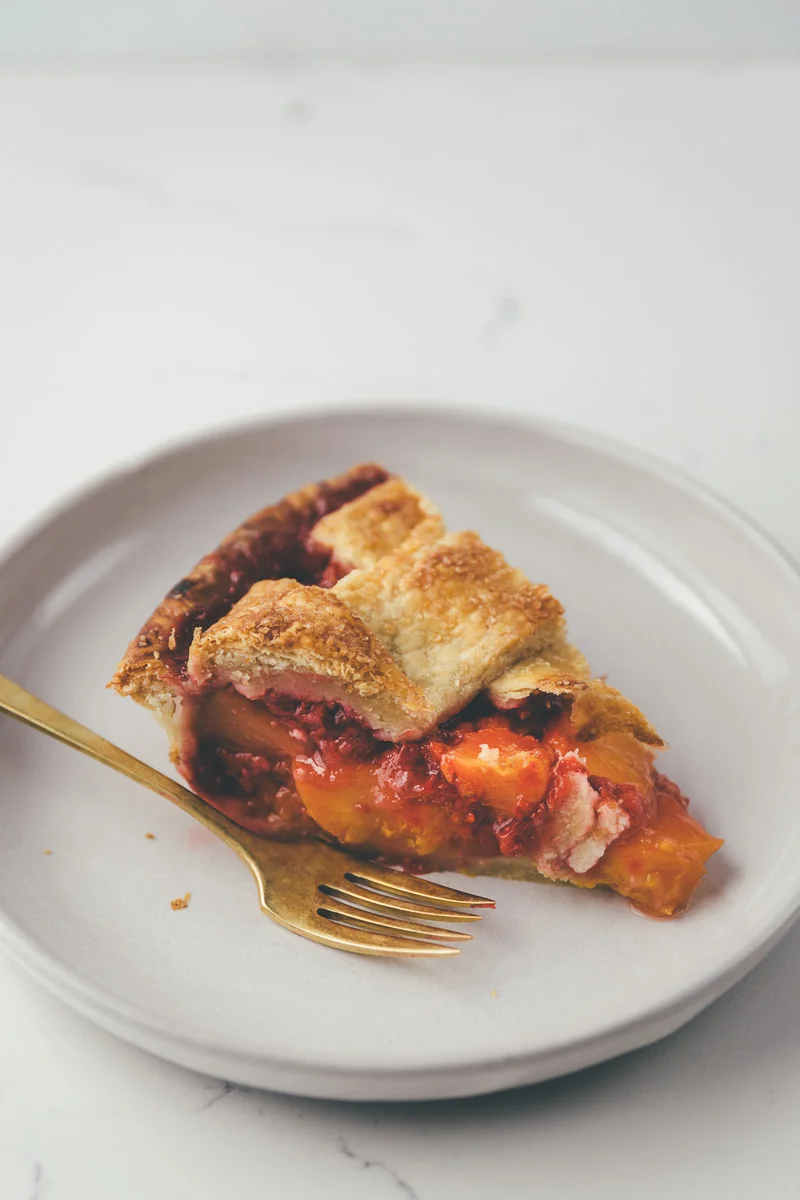 peach-raspberry pie — Milly's Kitchen