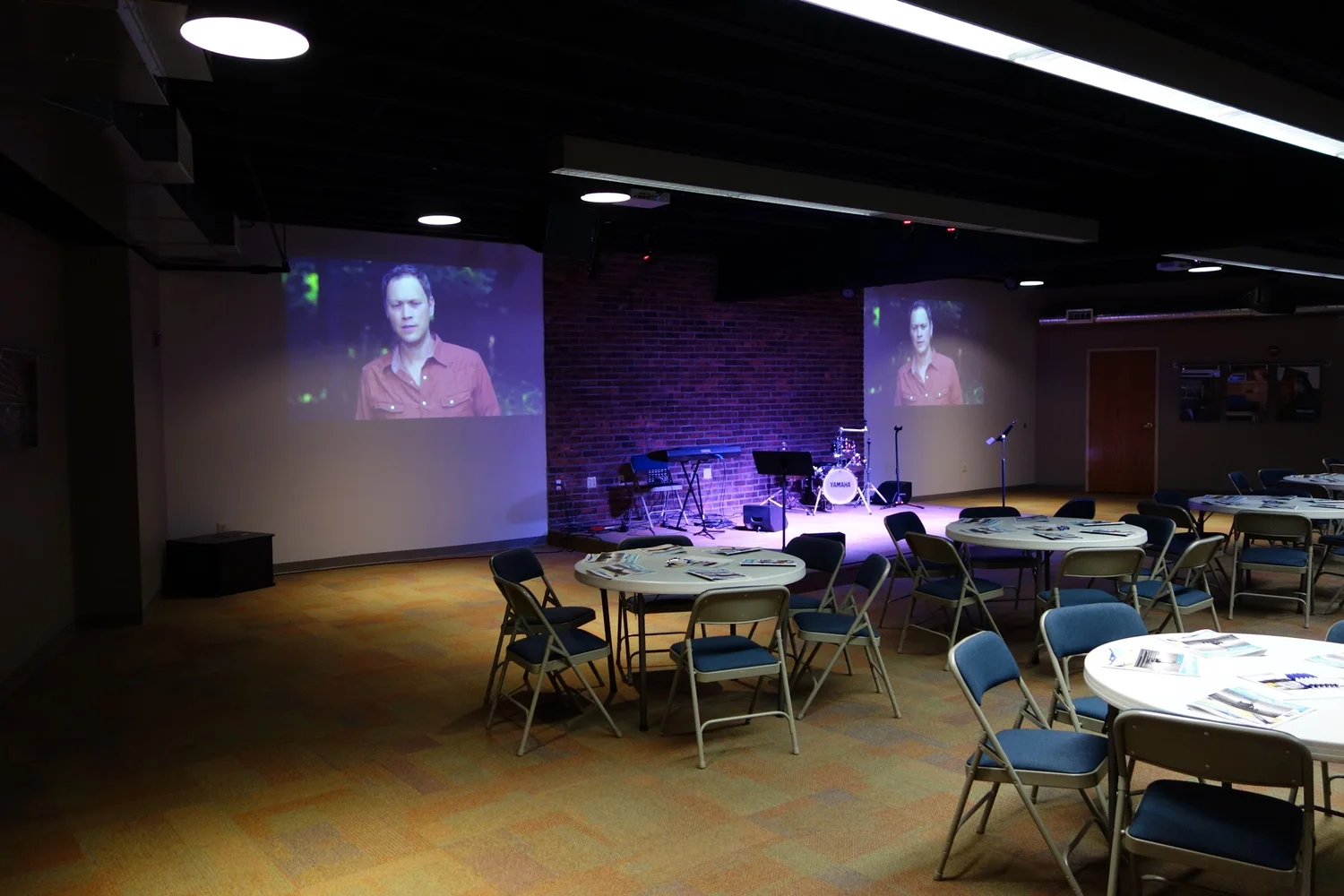 Youth Worship Room