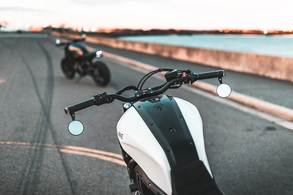 XSR TWIN — Gasoline Motor Co.
