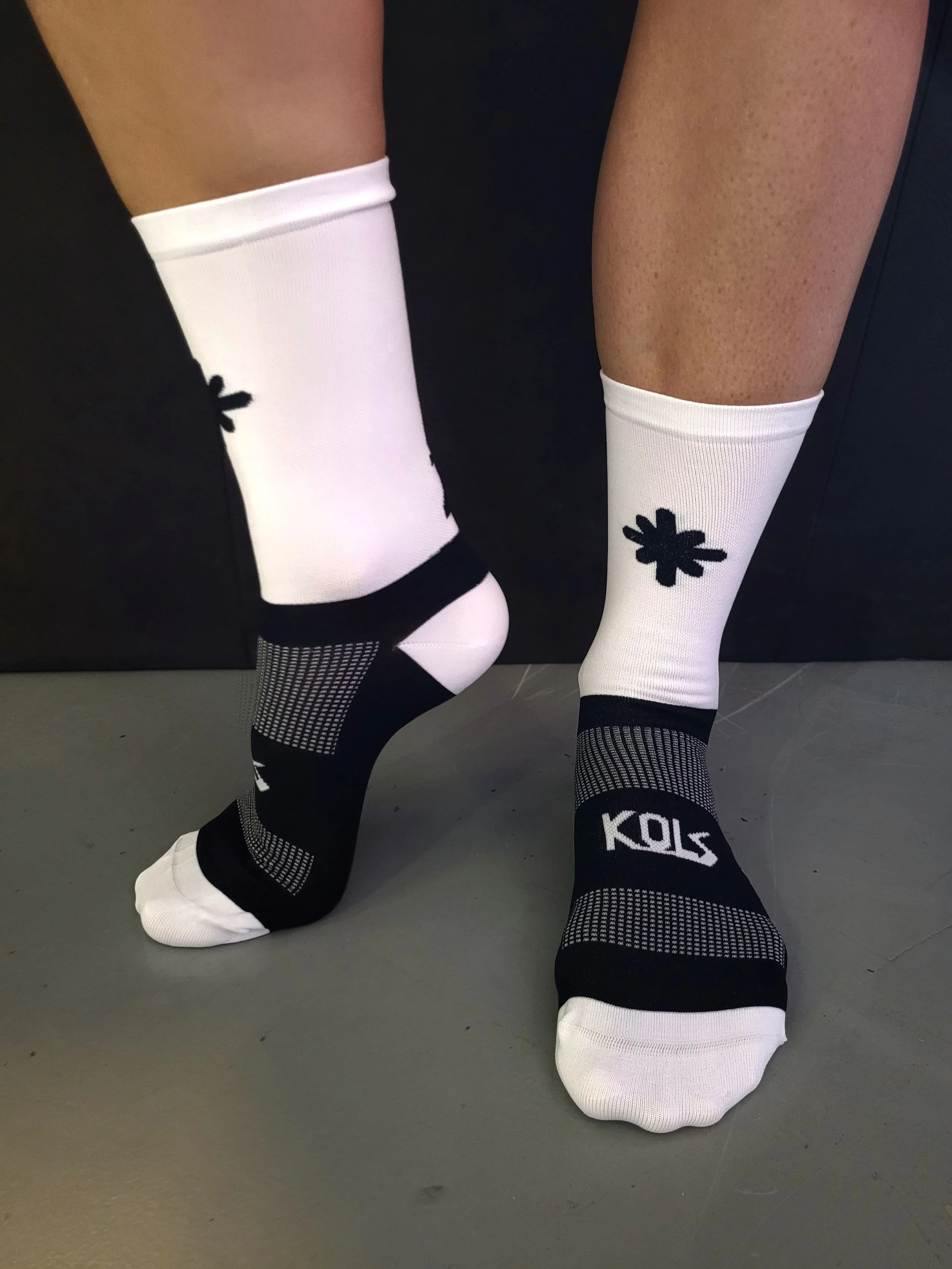 Alpe D'Huez Cycling Sock White — Cycle Huez