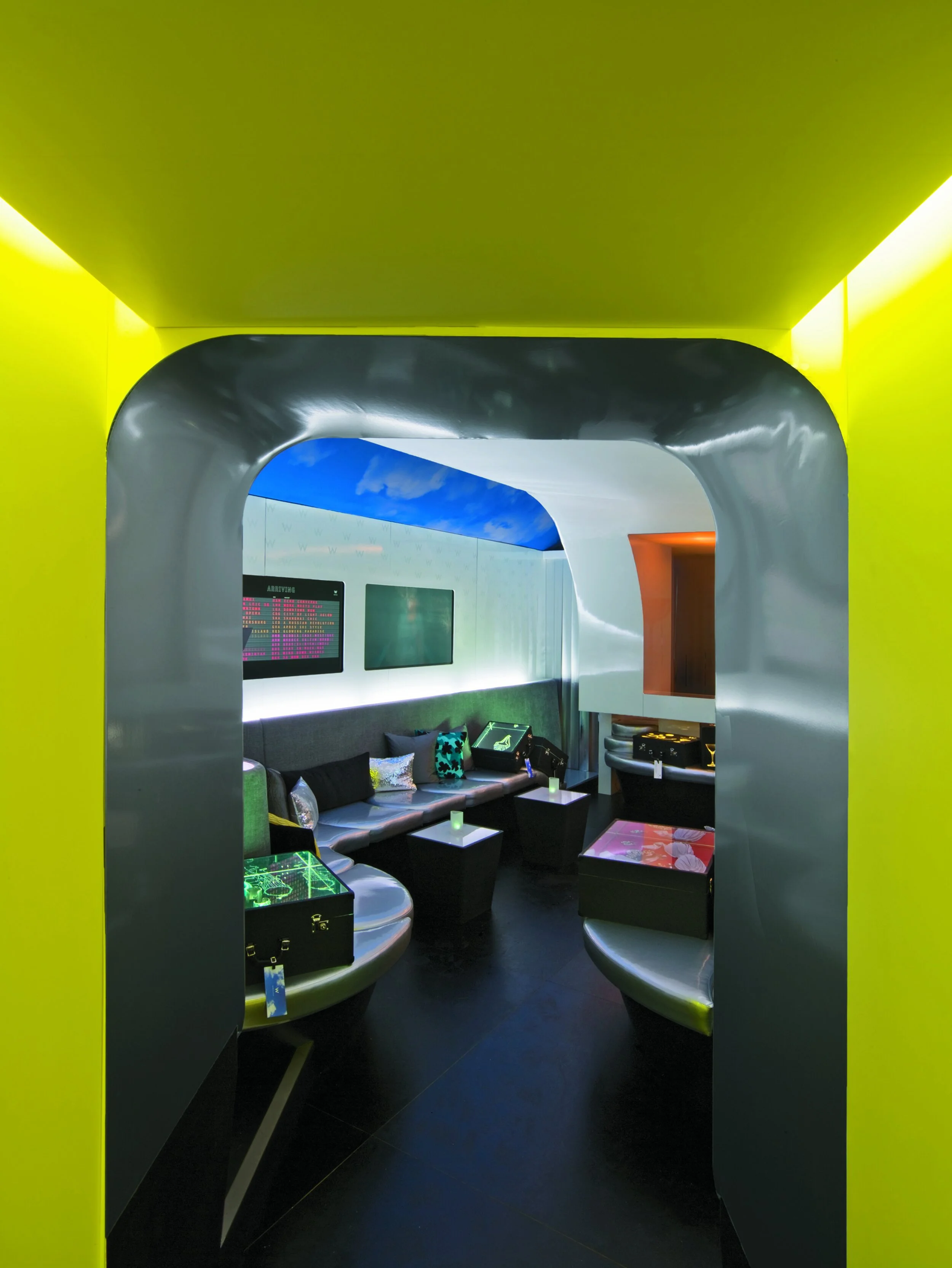 W Fashion Week Lounge — SLADE ARCHITECTURE