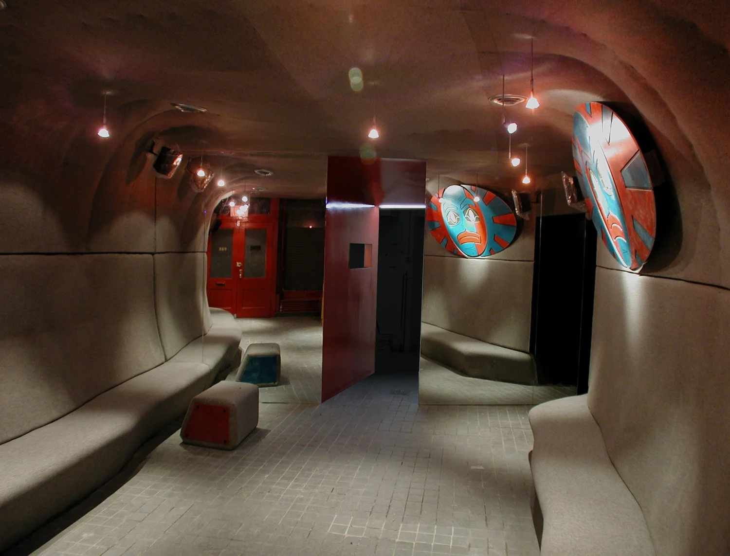 Totem Bar — SLADE ARCHITECTURE