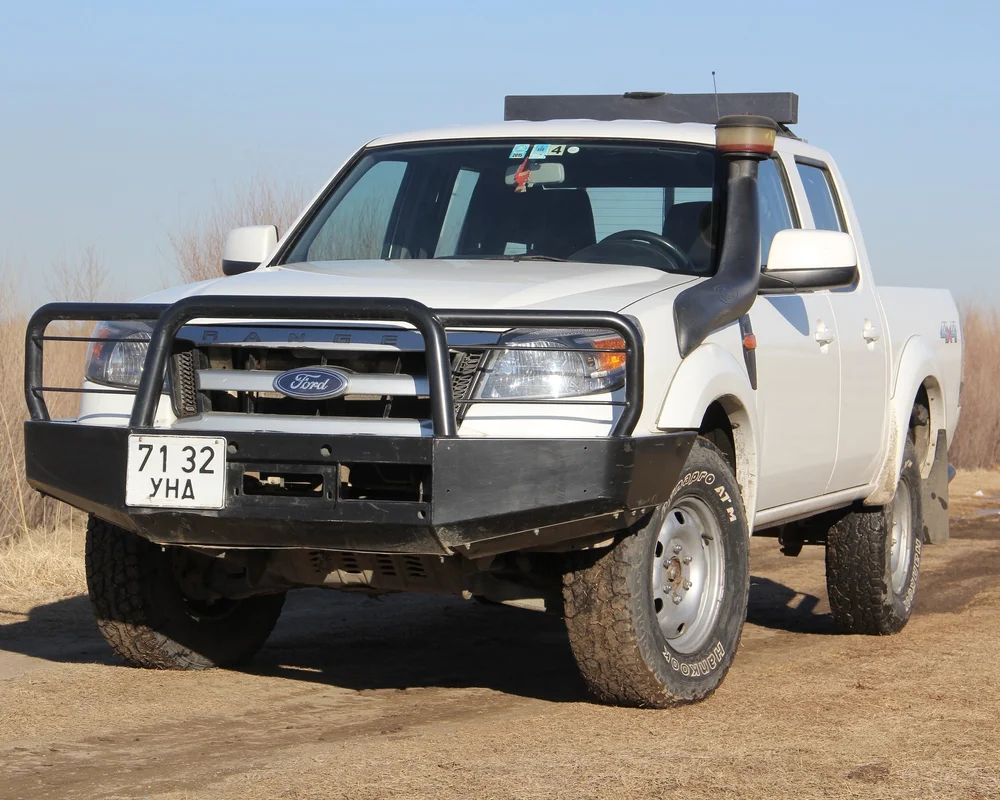 4WD Vehicles (old) — EXPERIENCE MONGOLIA LIKE A MONGOLIAN