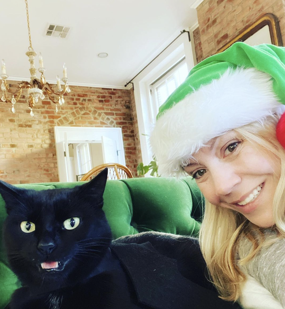 About — JENNY ADAMS