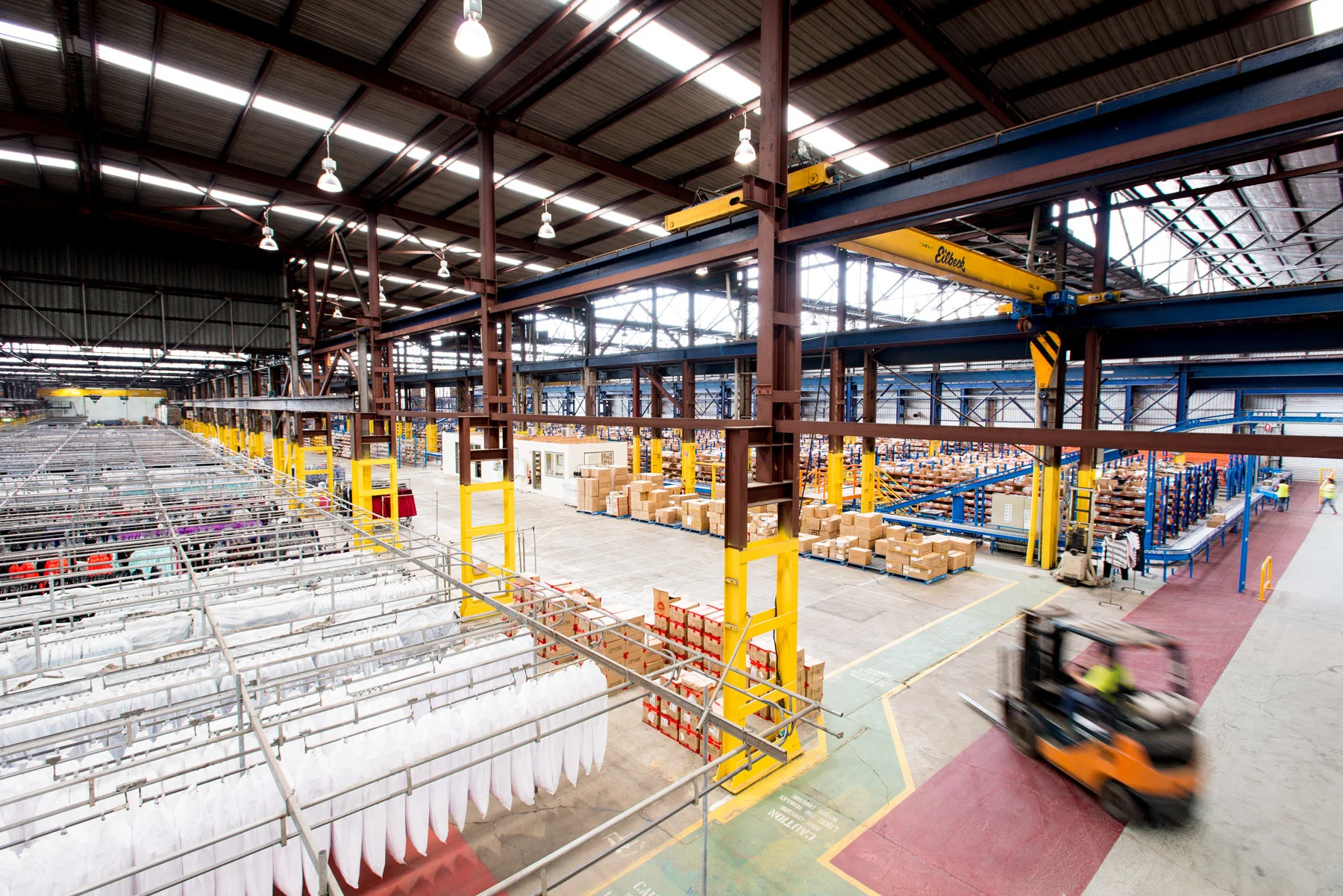 Williams Fashion Logistics