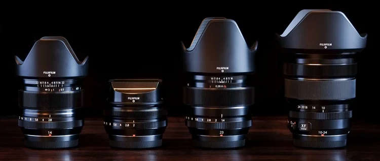 Fuji XF 10-24mm F4 vs. Primes — Fuji vs. Fuji